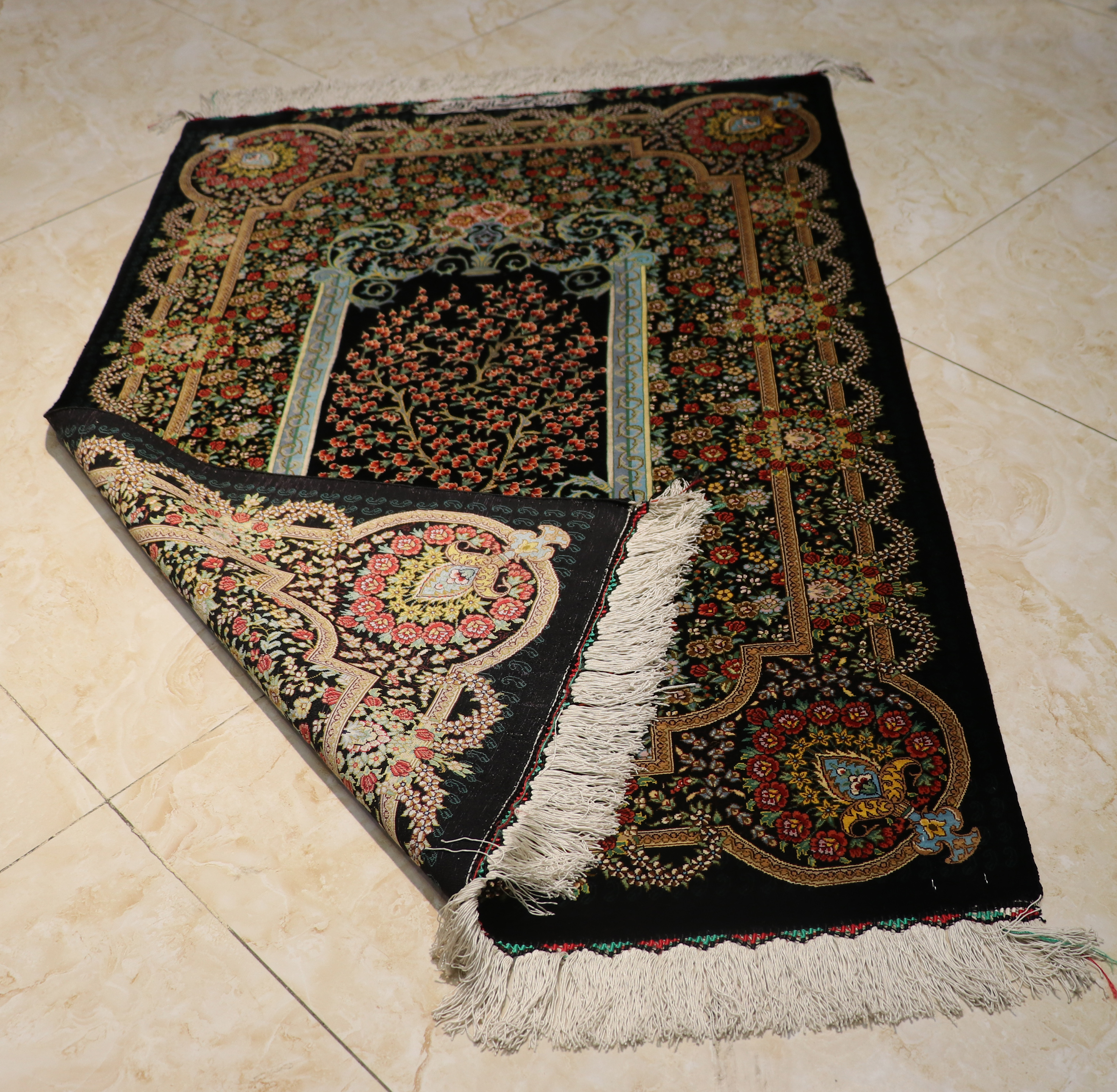 Complete Silk Carpet, Sarasar Derakhti, 120 × 80, Black, Qom, Iran ...