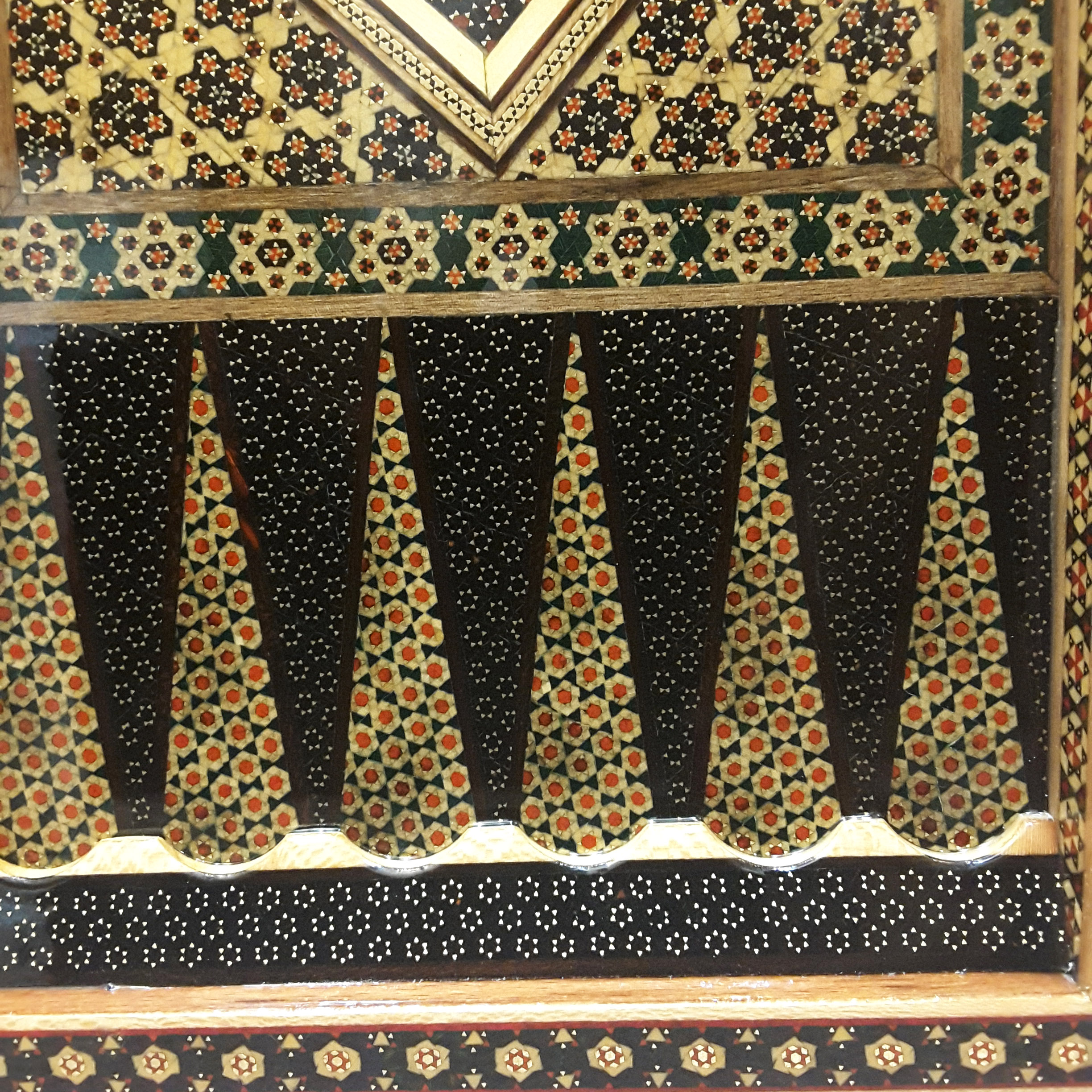 Persian inlayed (all Khatam) Chessboard and Backgammon box - 50 cm ...